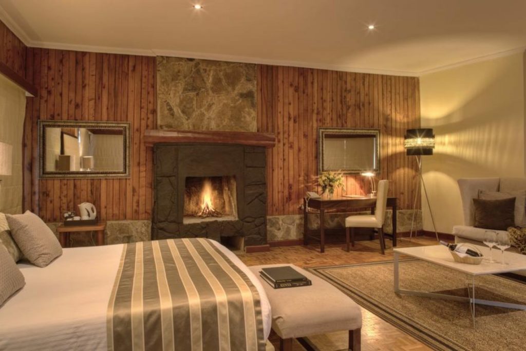 Aberdare country club - aberdare national park accommdation